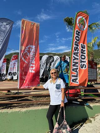 “Her atık yeni bir kaynak”: Çevreci Sanatçı Zeliha Sunal’ın sıfır atık ...